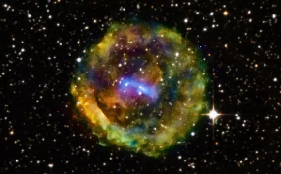 Ny Chandra Data från Supernova Remnant G11