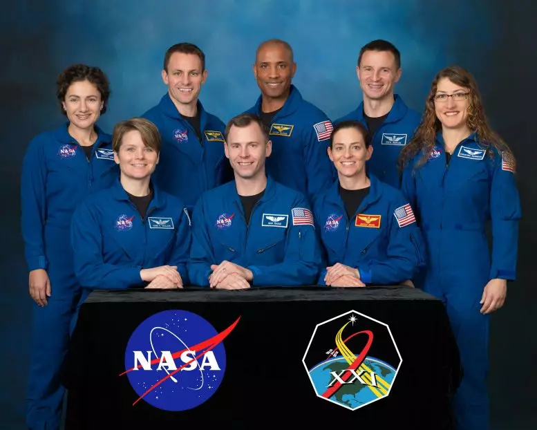 2013 klas NASA astwonòt