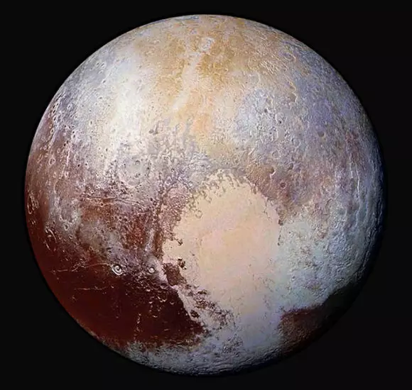'n Binne-oseaan kan geologiese aktiwiteit op Pluto aandryf