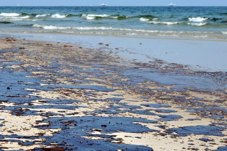 Gulf Oil Spill sa usa ka Beach