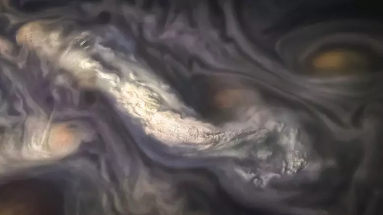 U-Juno Ubuka I-High Altitude Jovian Clouds