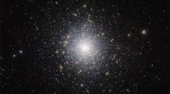 ใหม่ ภาพ VISTA แสดง Globular Cluster 47 Tucanae 1655_1