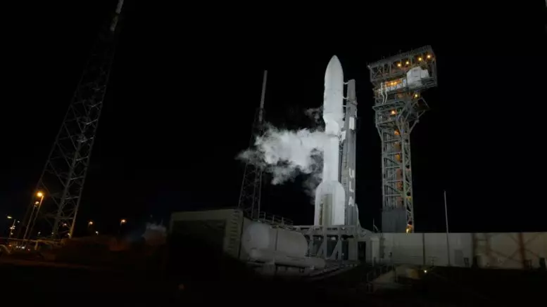 برنامج اختبار الفضاء ULA Atlas V Rocket DoD 3