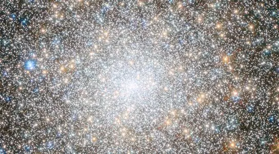 Imej Hubble Baharu Kluster Globular Messier 15