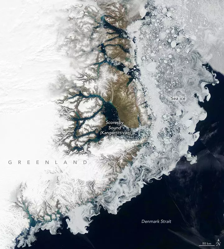 Gelo Marinho do Estreito da Dinamarca 2 de julho de 2020 Anotado
