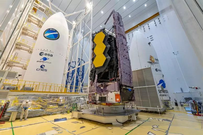 Webb Teleskop an Ariane 5 Fairing