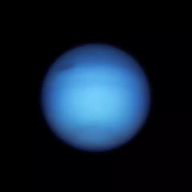 Hubble Neptune 2021