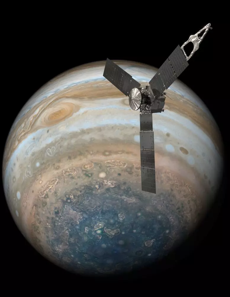 Erdvėlaivis „Juno“ užbaigia skrydį virš Jupiterio Didžiosios Raudonosios dėmės