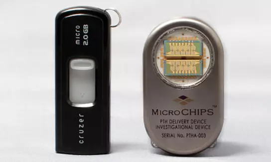 MicroCHIPS Wireless Drug Implant выпускает дозированные инъекции по времени 2489_2