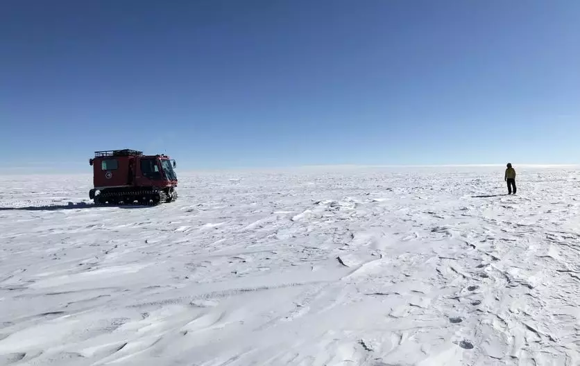 Inlandsis antarctique 88 Traverse sud