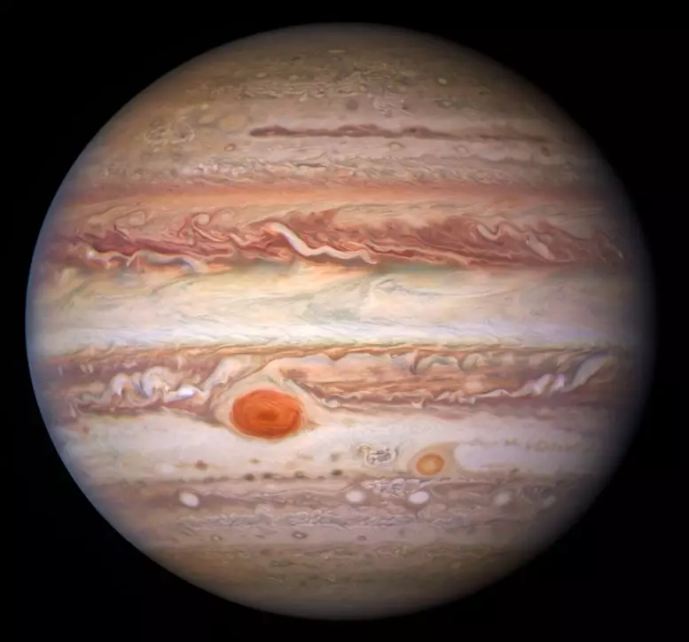 Hubble vidljiv pogled na Jupiter