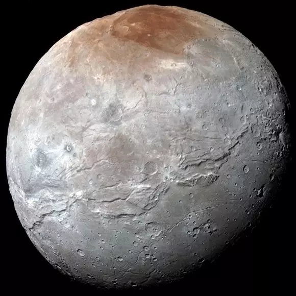 Imazhi i ri i hënës së Plutonit, Charon