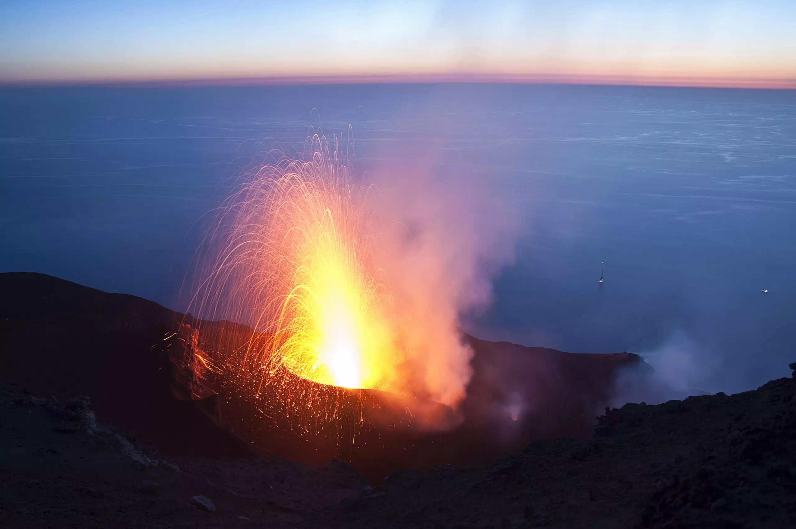 Tegn på opvågning: Analyse af vulkaner for at forudsige fremtidige udbrud