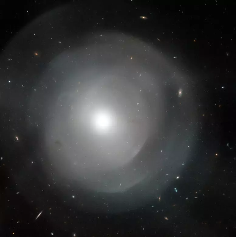 Hubble Elliptiese Melkweg NGC 474