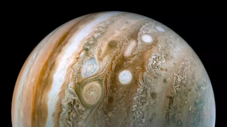 JunoCam Юпитер суретшісінің әсері