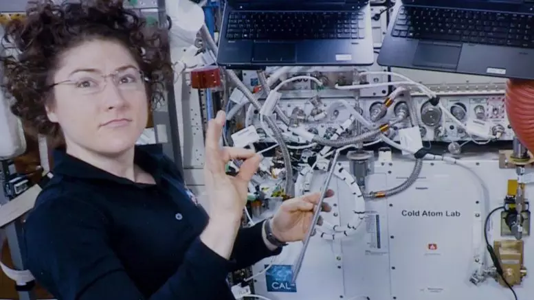 Cold Atom Lab NASA-astronaut Christina Koch