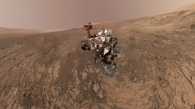 UMfanekiso oMtsha wokuSelf weNASA's Curiosity Mars Rover