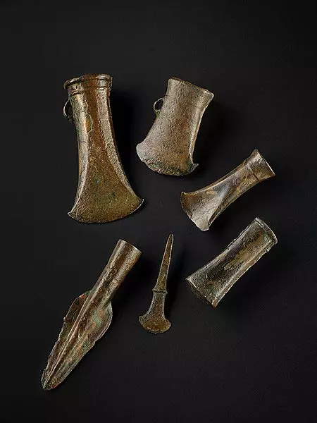 Adabrock Hoard 的青銅時代工具