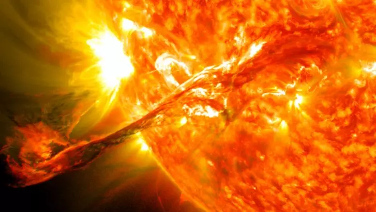 Ejeção de Massa Coronal da Atmosfera Solar