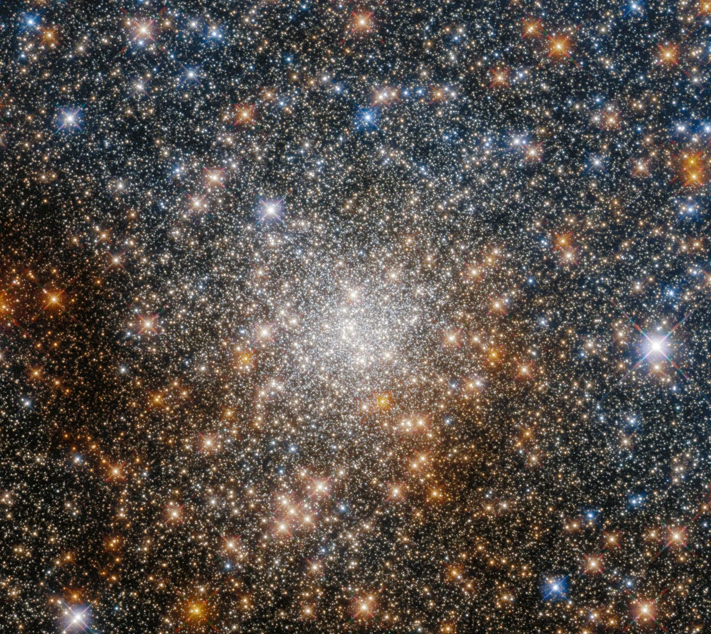 Ny Teleskaopy Hubble Space dia maka vata-harena kosmika mahavariana