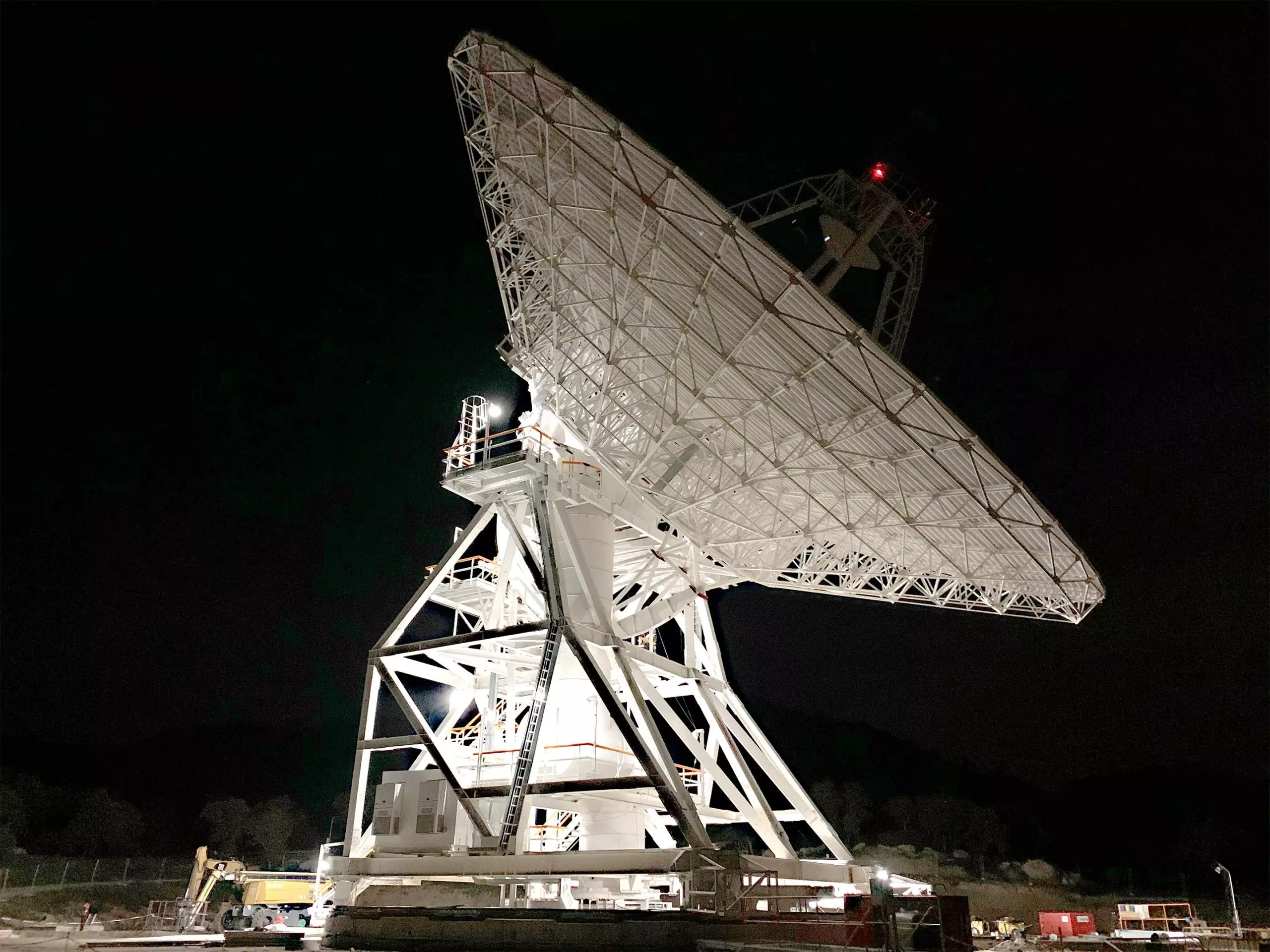 Cuireann “Lascchlár Idirphláinéadach” de chuid NASA mias ollmhór nua le cumarsáid a dhéanamh le misin domhainspáis