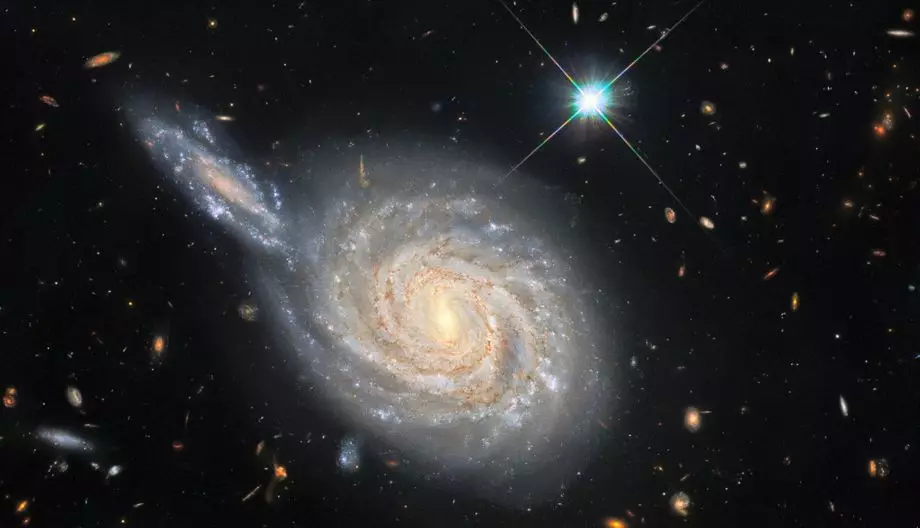 Spiraal Galaxy NGC 105