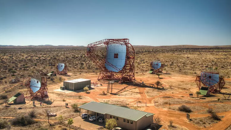 HESS-teleskope onthul 'n hoë-energie lokval in ons sterrestelsel se sentrum