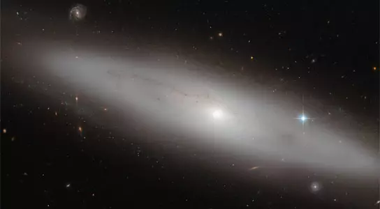 Image Hubble de NGC 4866