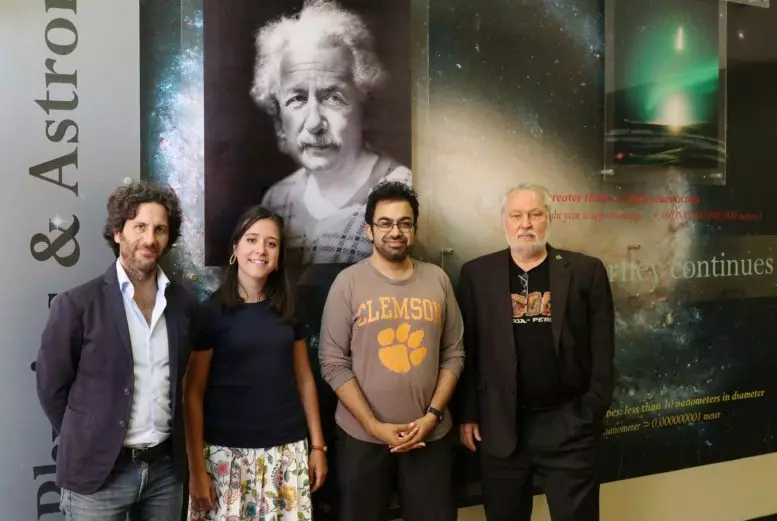 Marco Ajello, Lea Marcotulli, Abhishek Desai e Dieter Hartmann