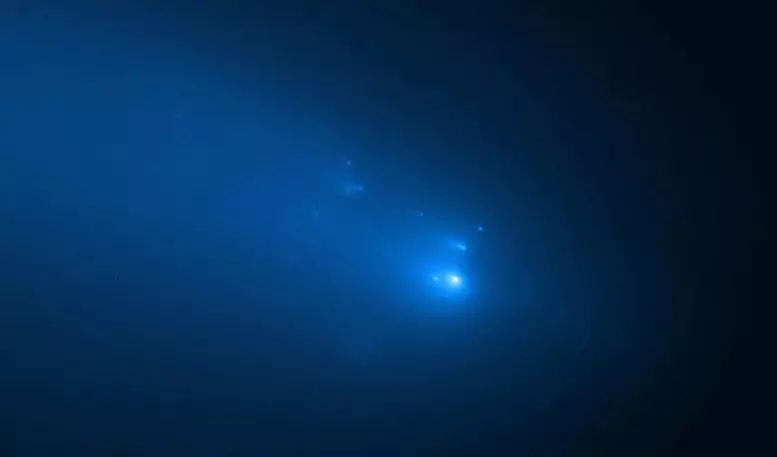 Observasi Hubble Komet ATLAS tanggal 23 April 2020