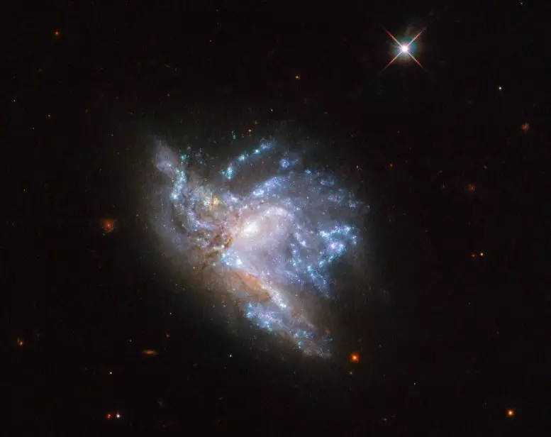 Galaksije u sudaru NGC 6052